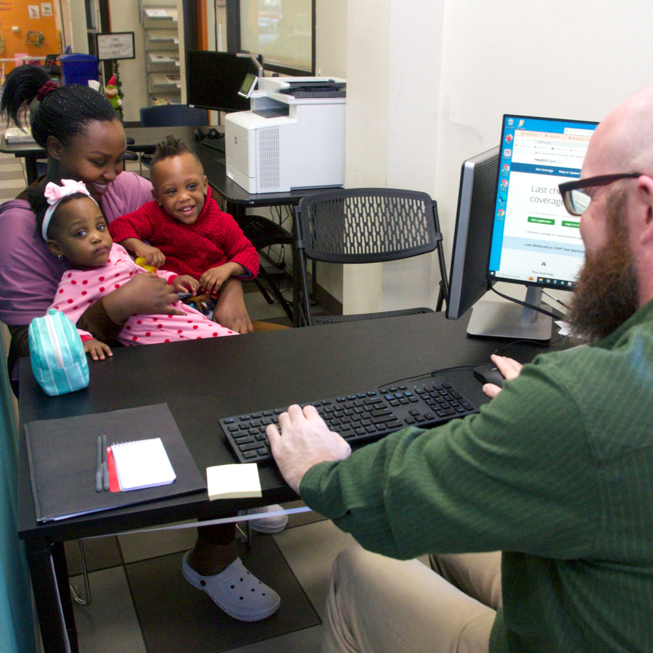 Comunidades Fundacionales | Creando viviendas donde las familias prosperan en Austin y el norte ...